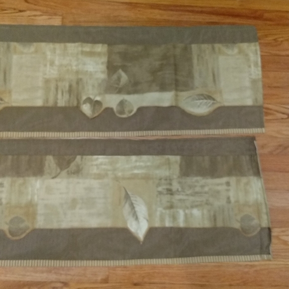 homemade | Accents | Leaf Pattern Homemade Reversible Valances | Poshmark